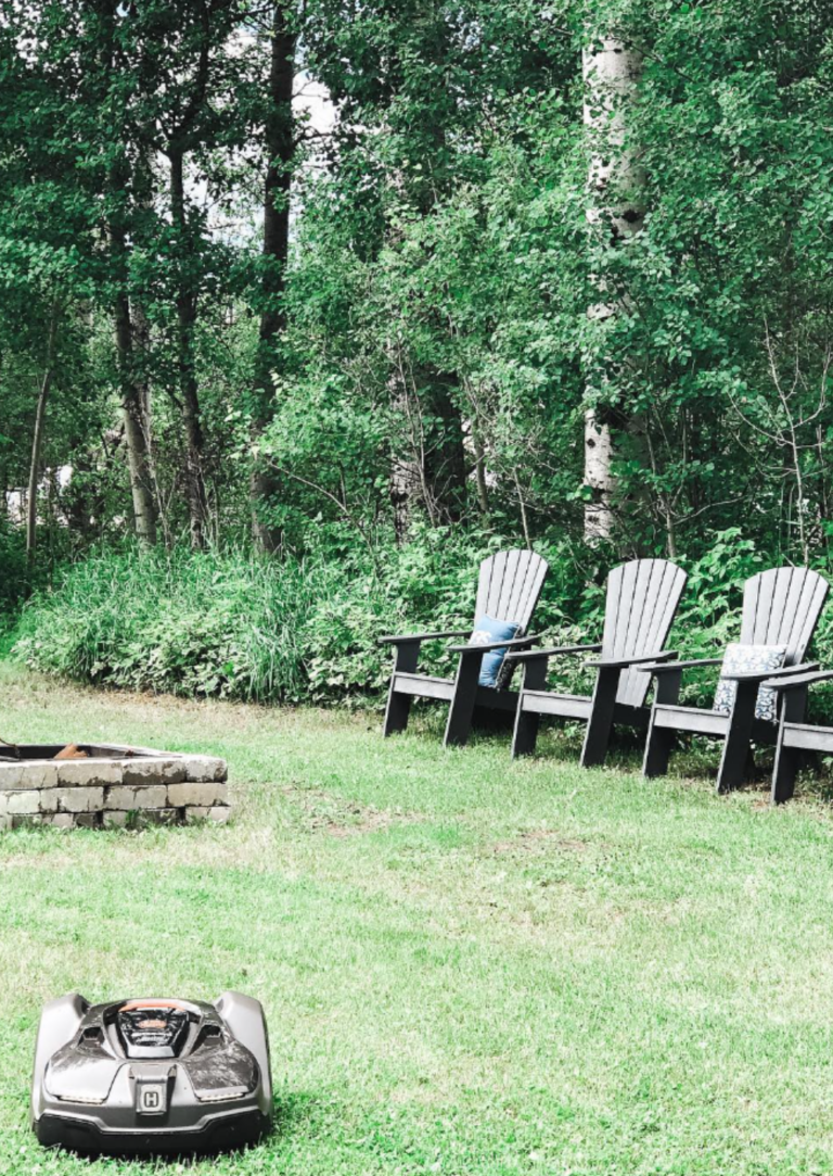 The Top Electric Robotic Lawn Mowers for Large Properties